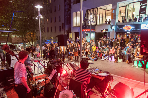 Ten ways to make Auckland a glorious city of the night | The Spinoff